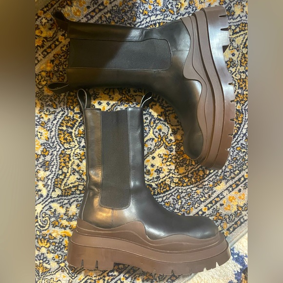 Bottega Veneta | Shoes | Bottega Veneta Tire Boot Size 4 Blackbrown ...